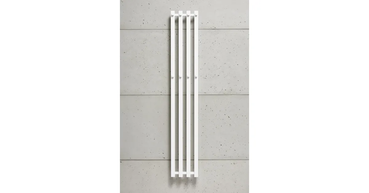 Koupelnový radiátor PMH Pluto 385x1500mm, Černá mat | TOPENILEVNE.CZ